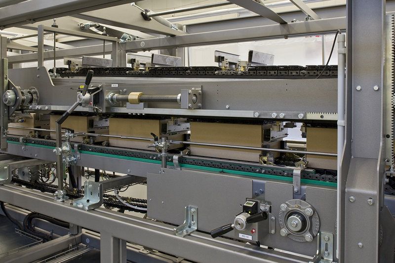 wrap-around packer for cartons and trays | KHS Group