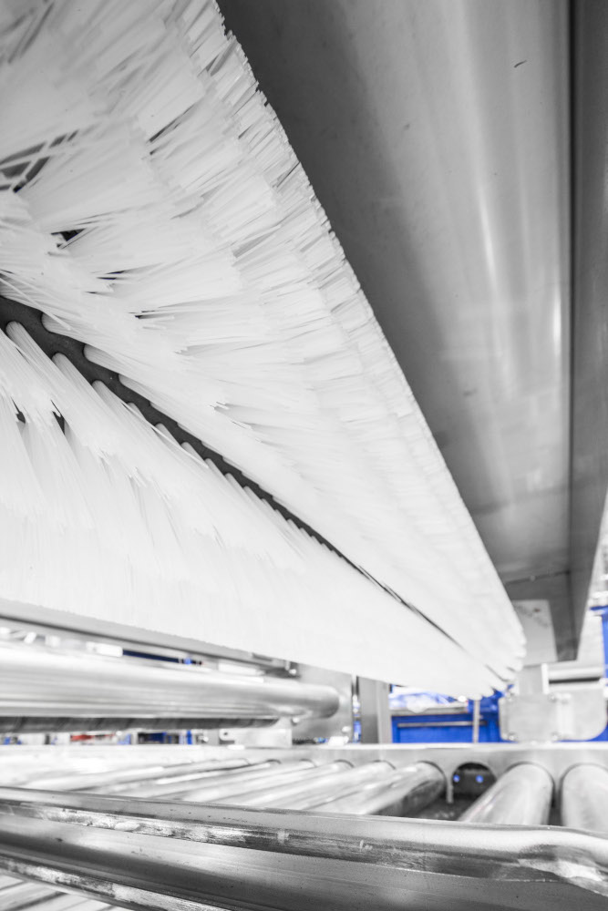 Pallet inspection system to reject defective pallets | KHS Group